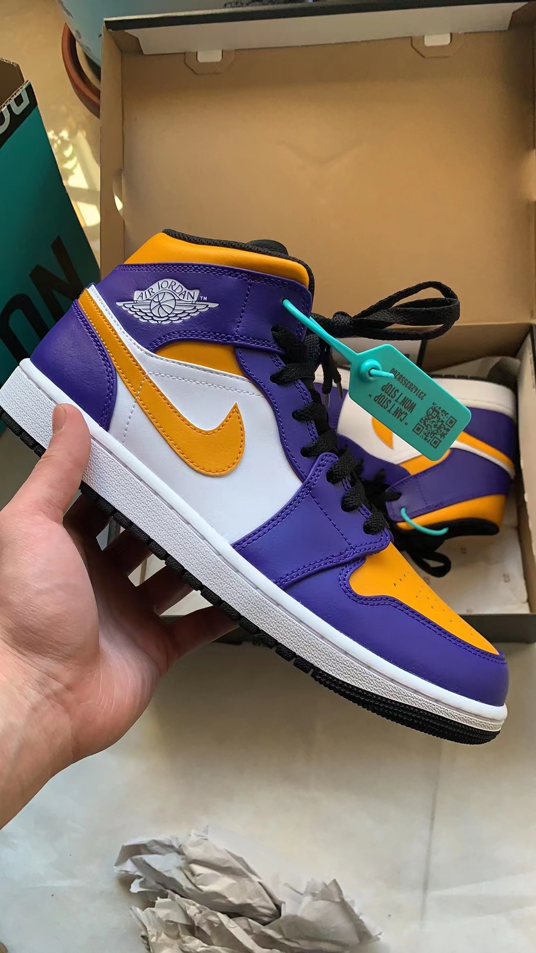 aj湖人黑蓝低帮,aj1湖人红蓝(第5页)_大山谷图库