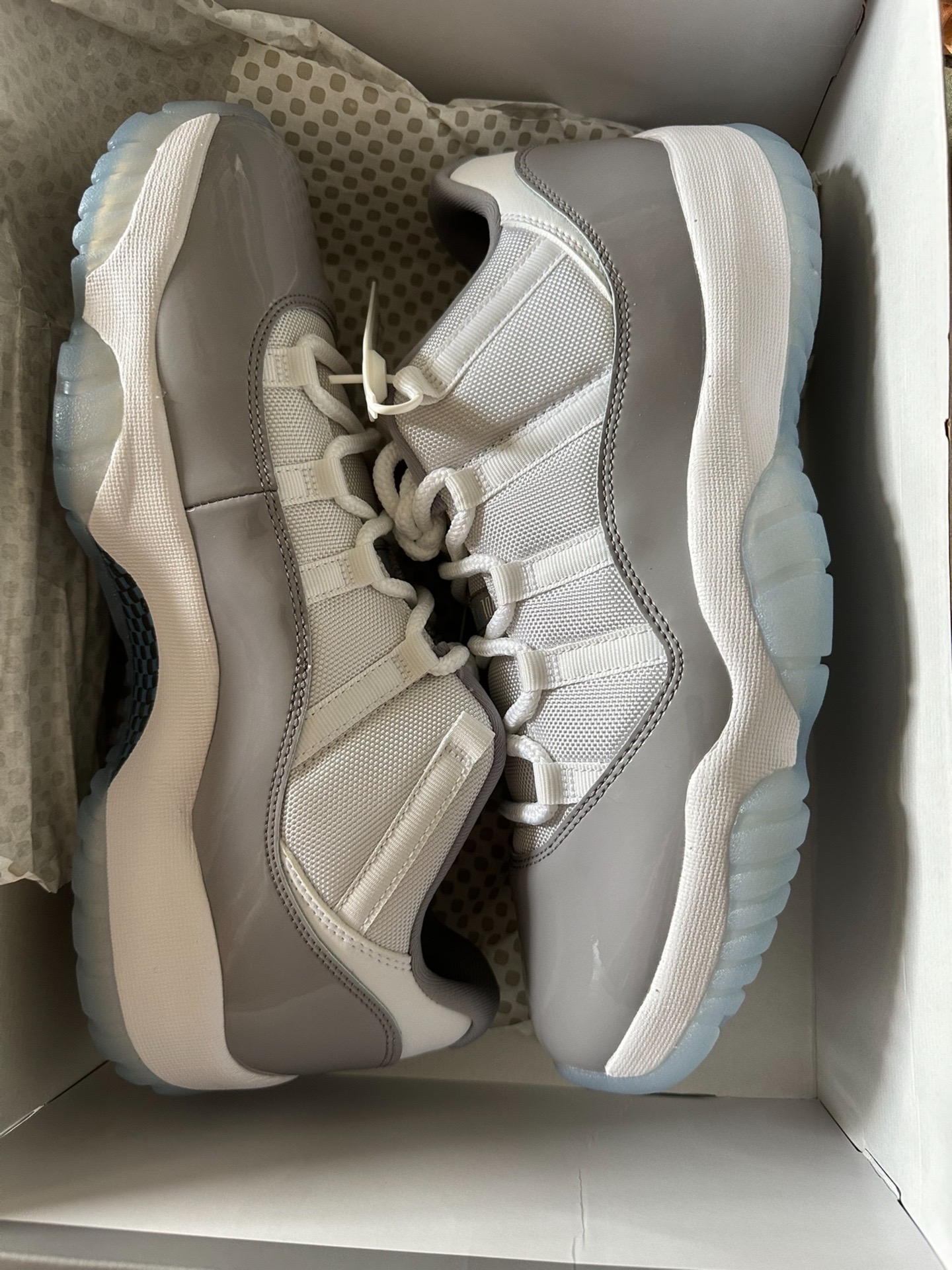 aj11酷灰鞋盒,aj11鞋盒(第12页)_大山谷图库