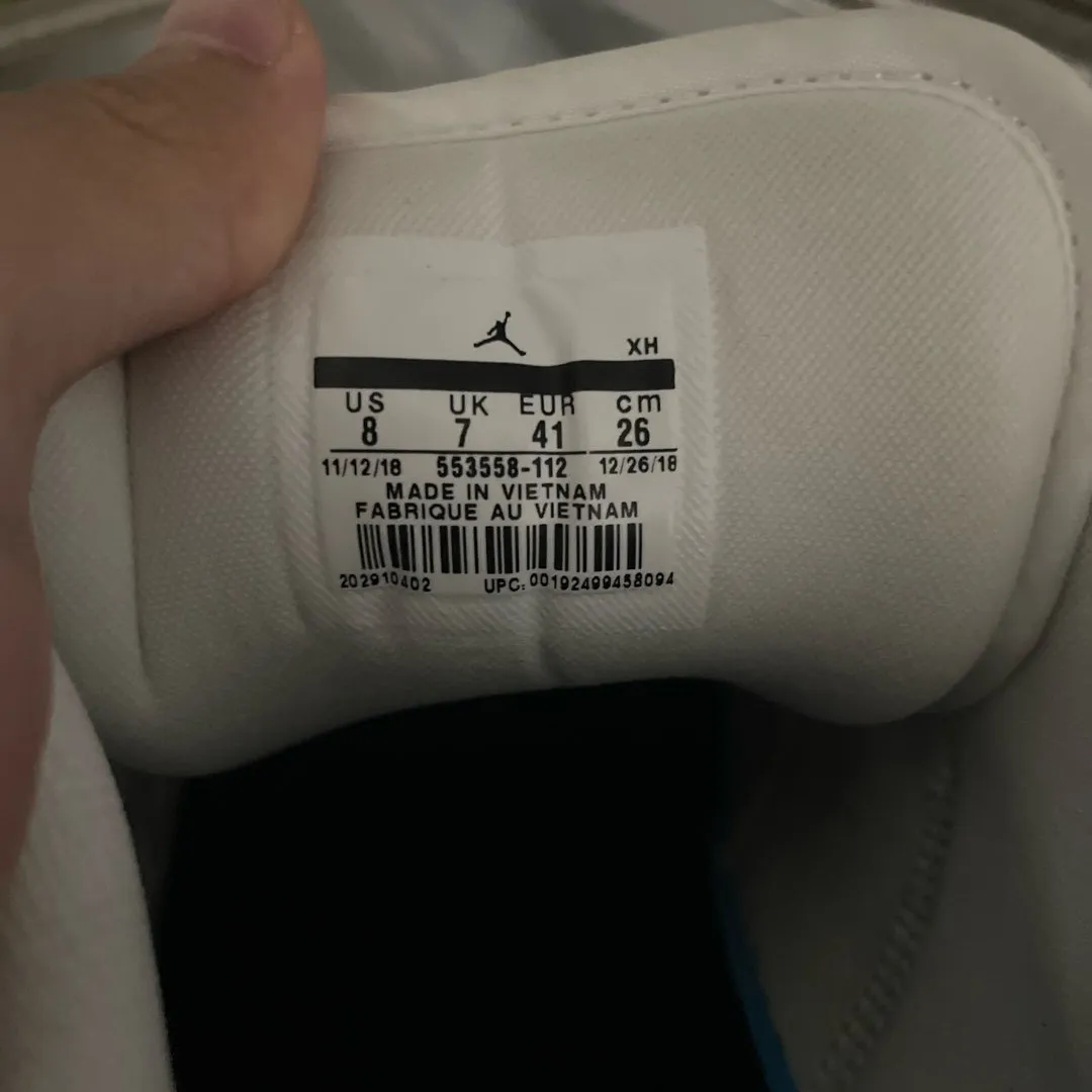 Guide pratique d'authenticité des Jordan 1 Low: vérifiez l'apparence et ...