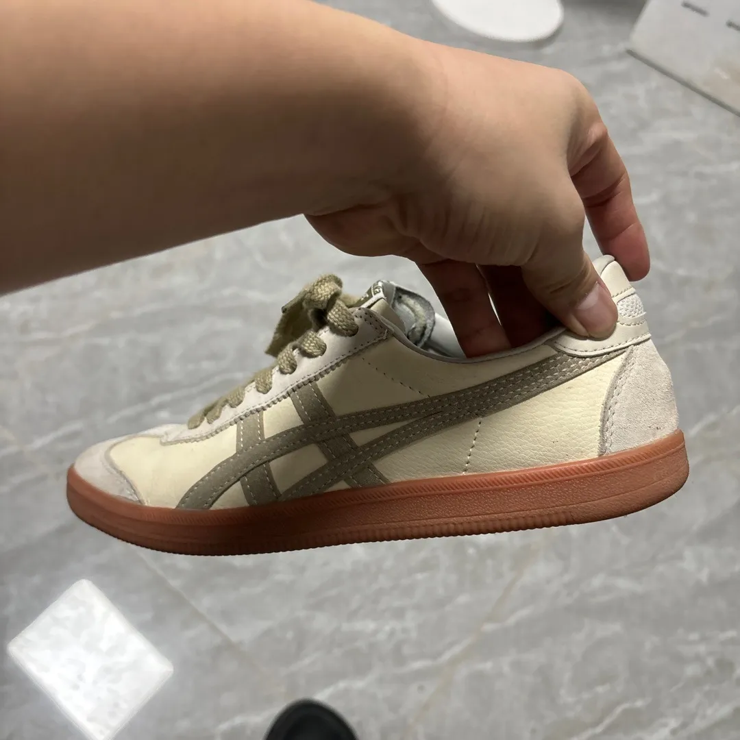 Onitsuka and Asics：Authentic vs Fake Guide - POIZON