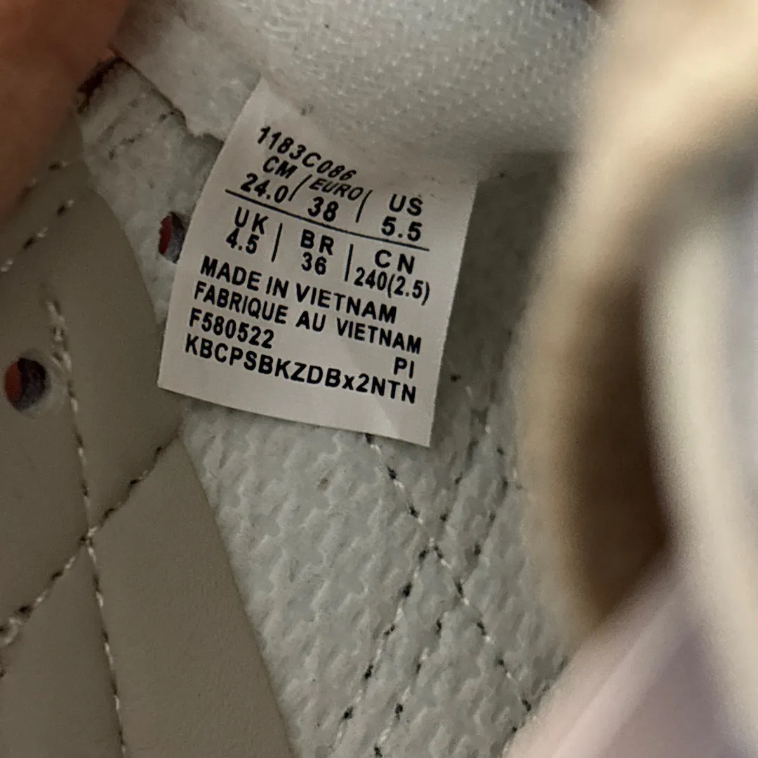 Onitsuka and Asics：Authentic vs Fake Guide - POIZON